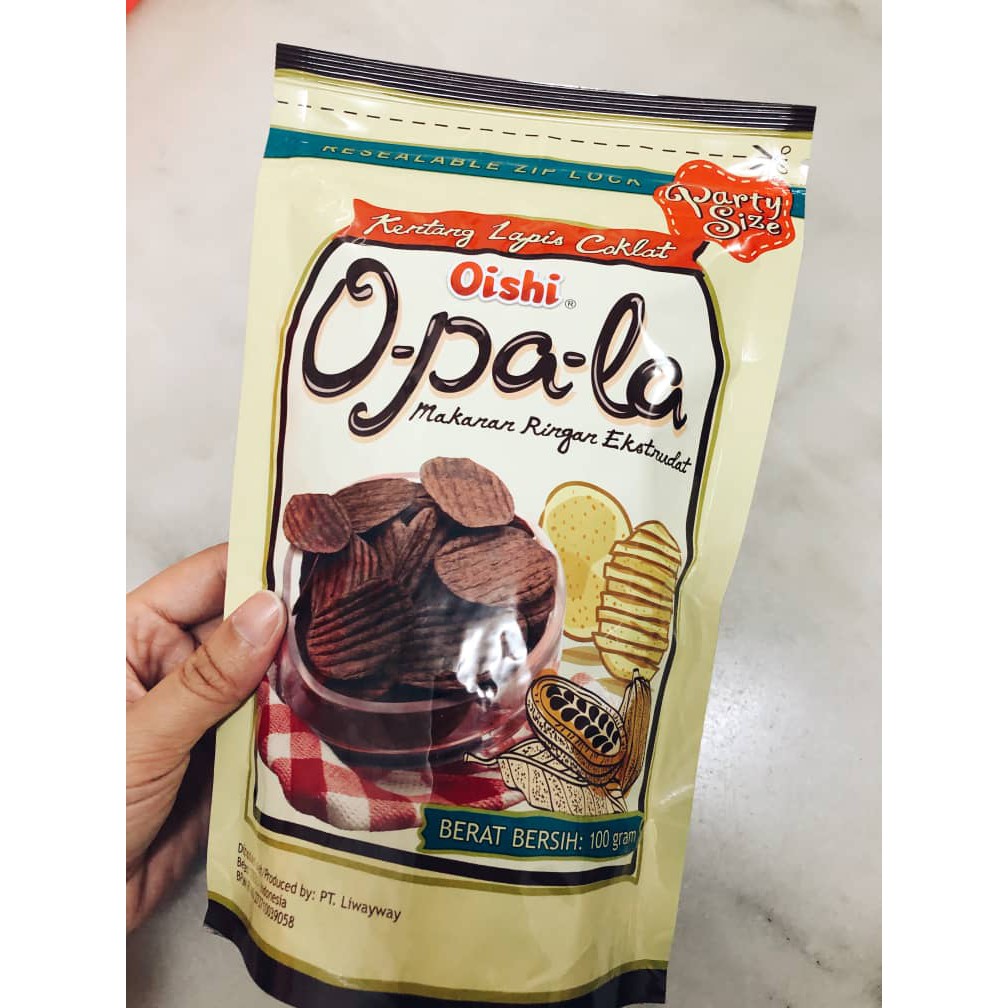 Oishi Opala Chocolate Potato Chips 100g | Shopee Singapore