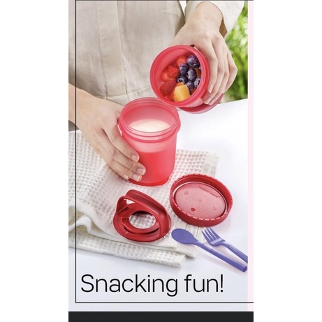 Tupperware Twist N Snack with Handle (Tupperware Lunch Box) | Shopee ...
