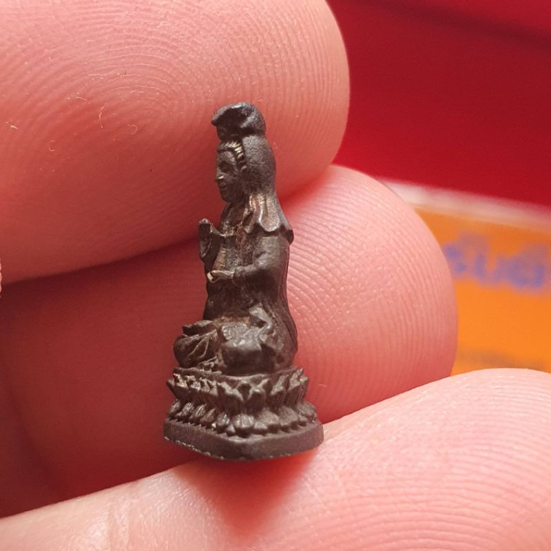 LP Pae 2535 Guanyin Nawa temple box RARE Thai amulet | Shopee Singapore