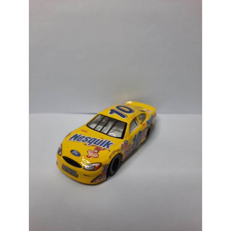 NASCAR DIECAST FORD TAURUS 10 HOT WHEELS CAR (NESQUIK) | Shopee Singapore