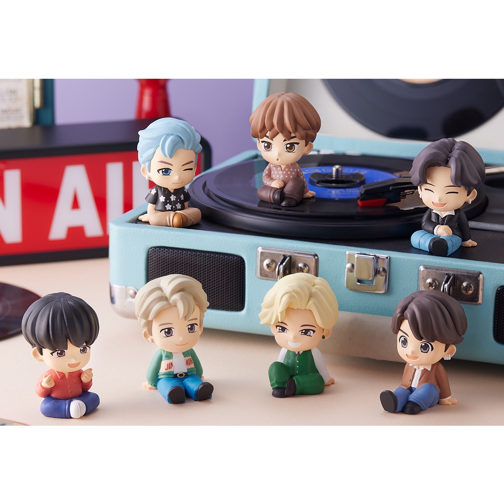 Rela Cot TinyTAN Dynamite BTS | Shopee Singapore