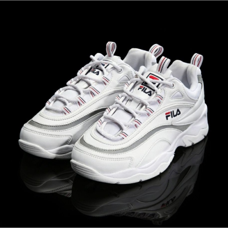 The New Fila Fashion Trend Is Comfortable And Beautiful Sports Shoes ...