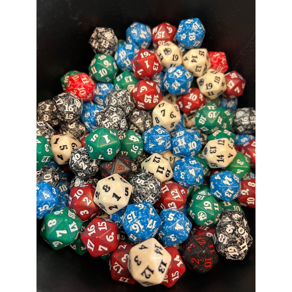 1x Random D20 (20 sided) Die Dice MTG Pokemon Yugioh FAB tcg | Shopee ...