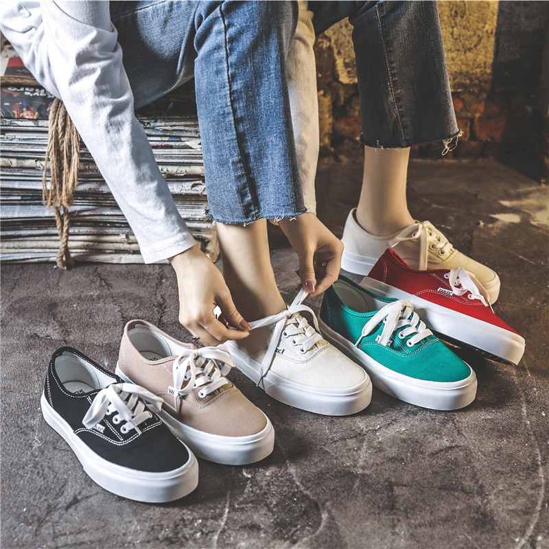 Vans female