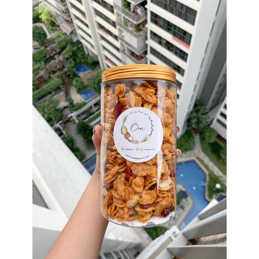 Crispy Caramel Cornflake Snack ( Baked to Order ) | Shopee Singapore