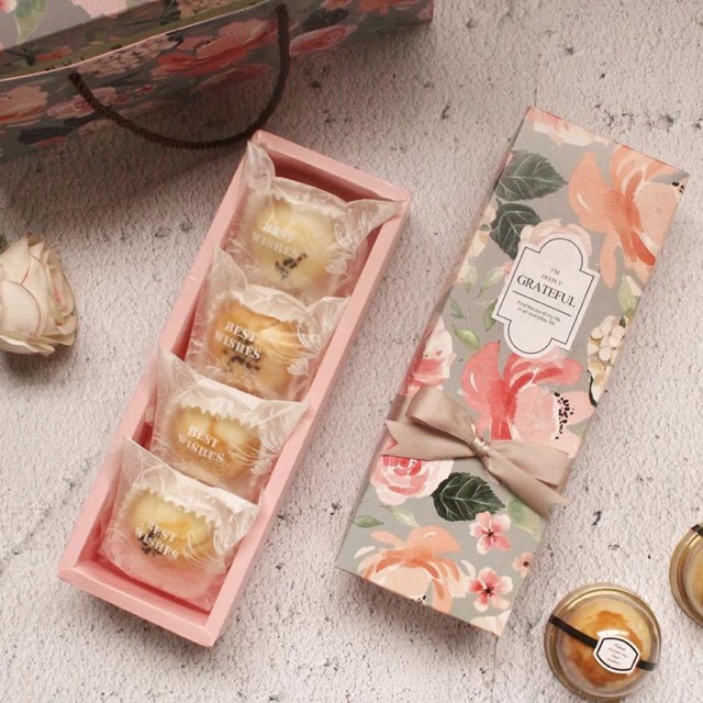 BB-128 Floral Pastry Mooncake Packaging Box With Paper Bag (Four 80g or ...