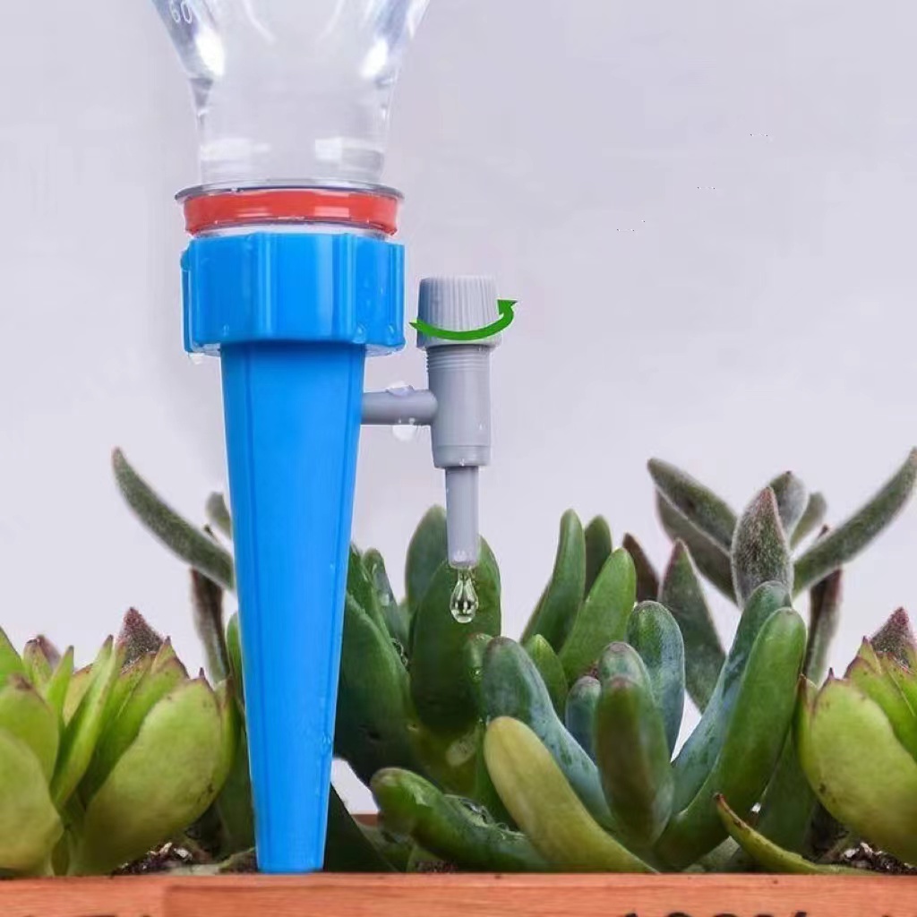 Garden Automatic Drip Irrigation System Self Watering Spike for Plants ...